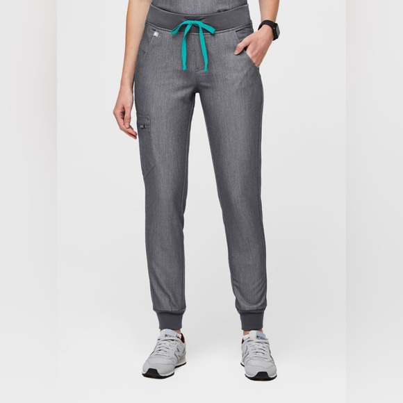 Figs | Pants & Jumpsuits | Figs Zamora Jogger In Graphite Xs | Poshmark